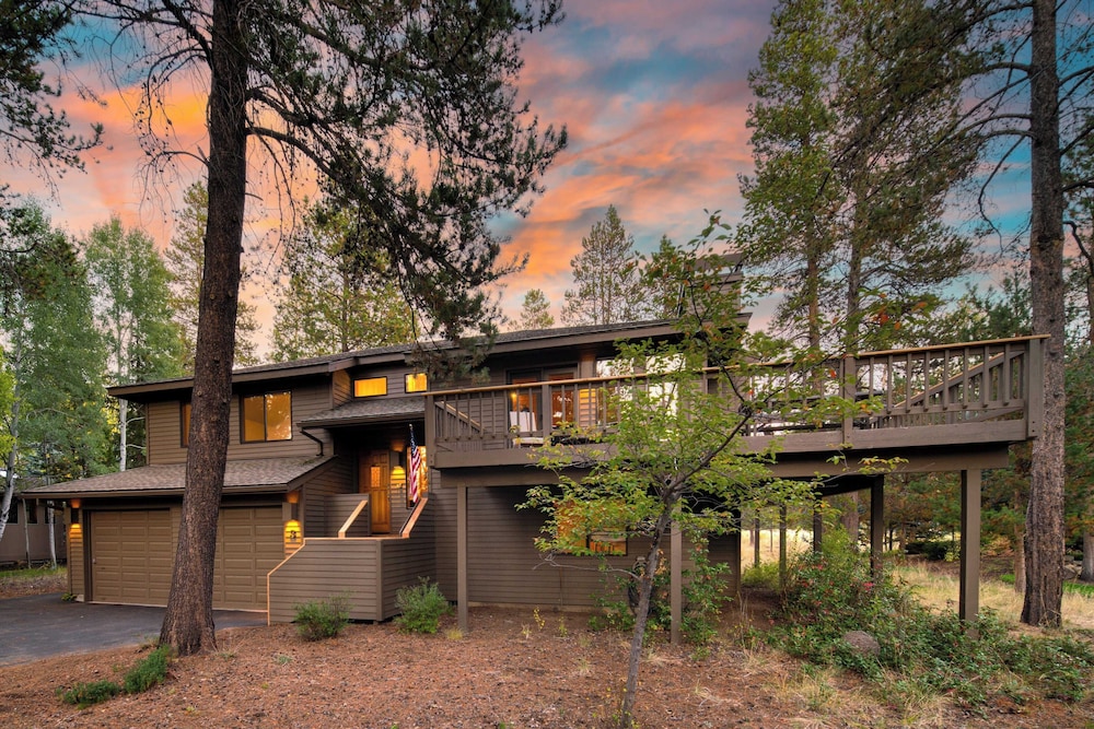 Tanner By Avantstay Modern Cascades Escape - Sunriver, OR