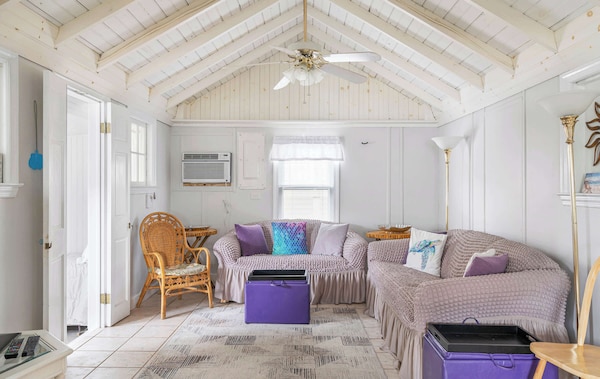 Cozy Gem - Rehoboth Beach, DE