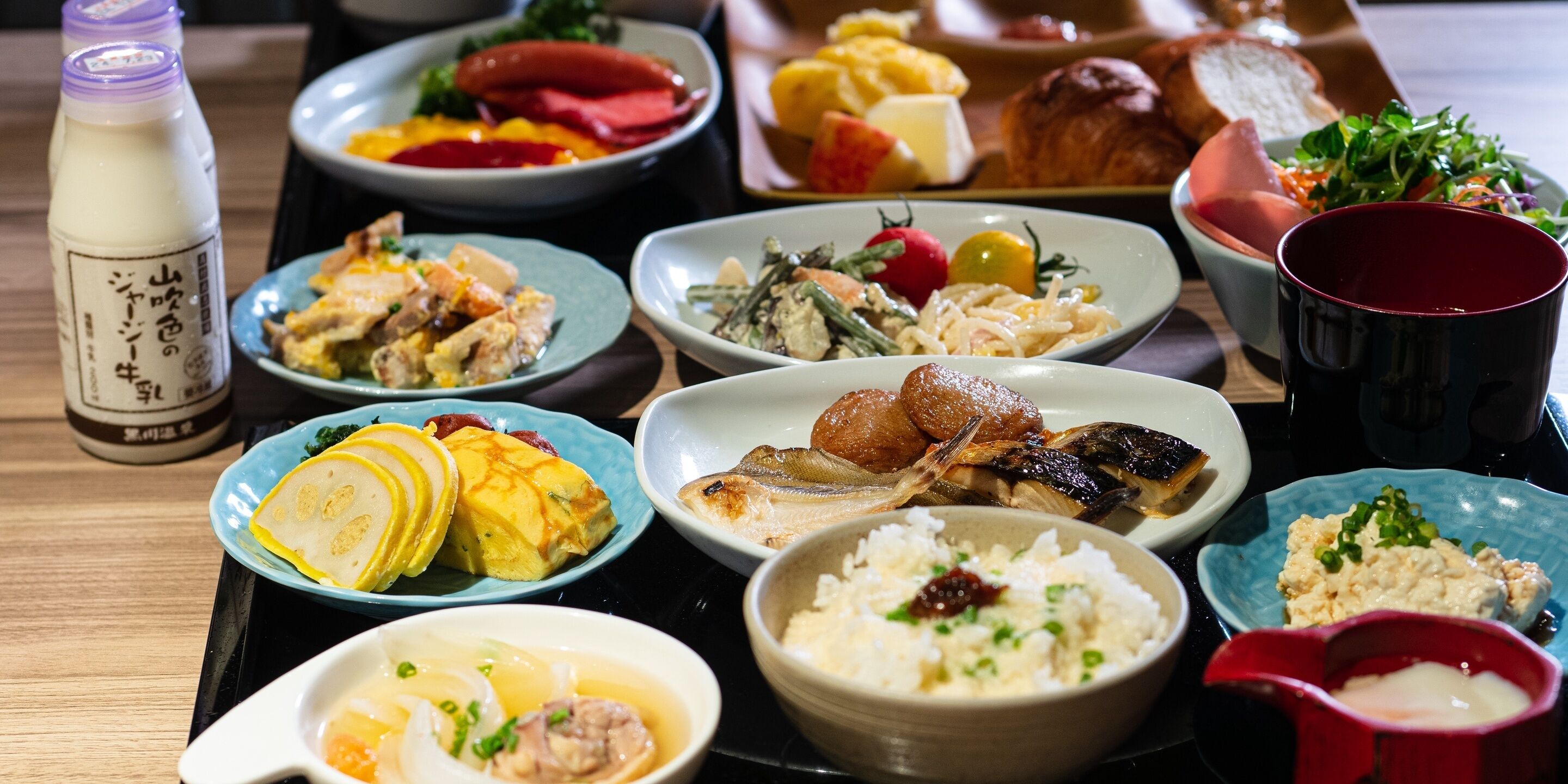 Café da manhã com buffet todos os dias mediante uma taxa