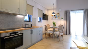 Suite de Luxo (Catherine, First Floor) | Lençóis de algodão egípcio, roupa de alta qualidade, cofre no quarto