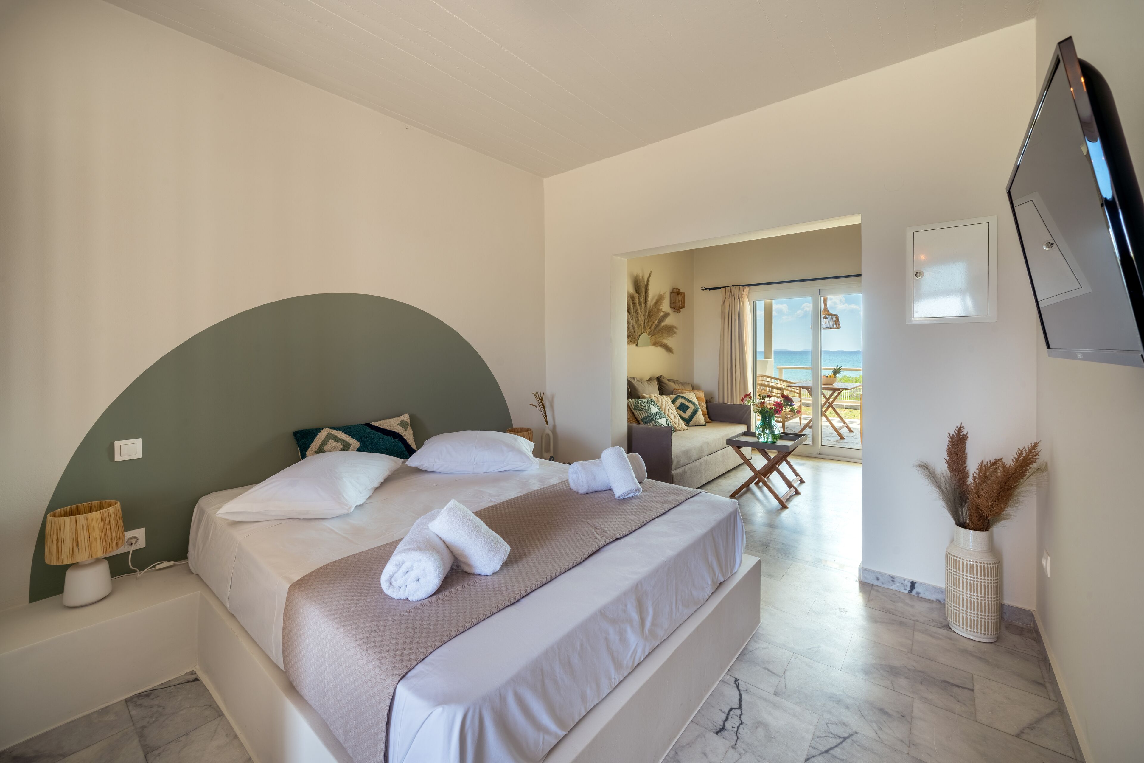 Quarto casal, várias camas, sacada, vista para o mar (08) | Roupas de cama premium, cofres nos quartos