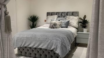 Apartamento | 1 quarto, ferro/tábua de engomar, Wi-fi grátis, roupa de cama fornecida