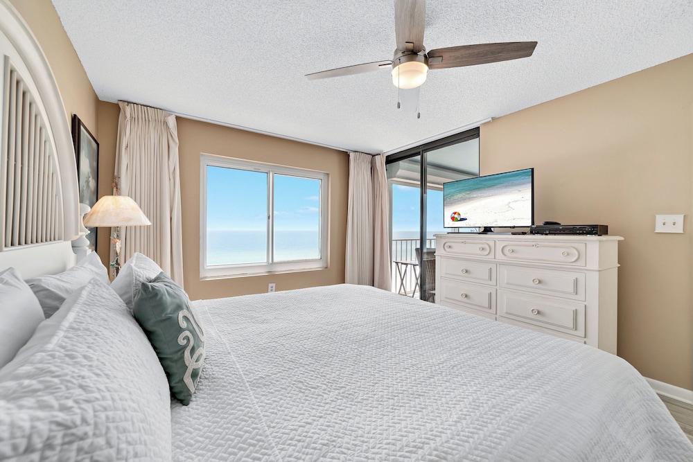 Summerchase 503 Beachfront and Beautiful! - Orange Beach | Vrbo