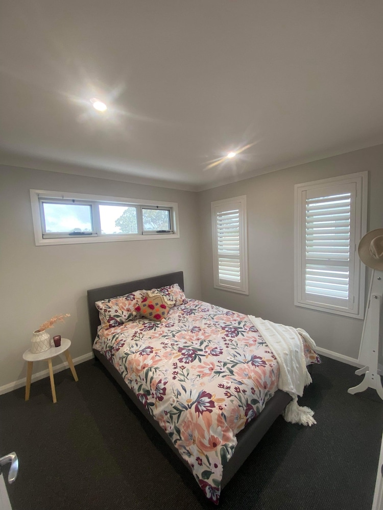 Beautiful 2 Story White Weatherboard Townhouse - Ballarat