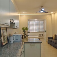 Suite-Estúdio Standard, 1 cama queen-size, não fumadores | Edredões de penas, Wi-fi grátis 