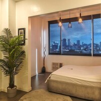 Suíte estúdio standard, 1 cama Queen, para não fumantes | Edredons de pluma, Wi-Fi de cortesia