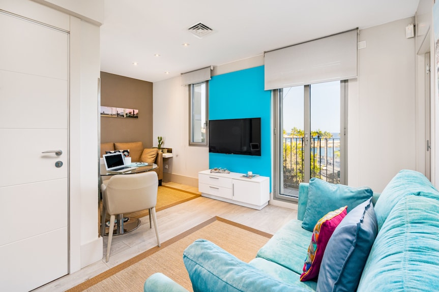Impresionante Apartamento De 2 Dormitorios Con Vistas Al Mar En La Barceloneta - Sant Adrià de Besòs