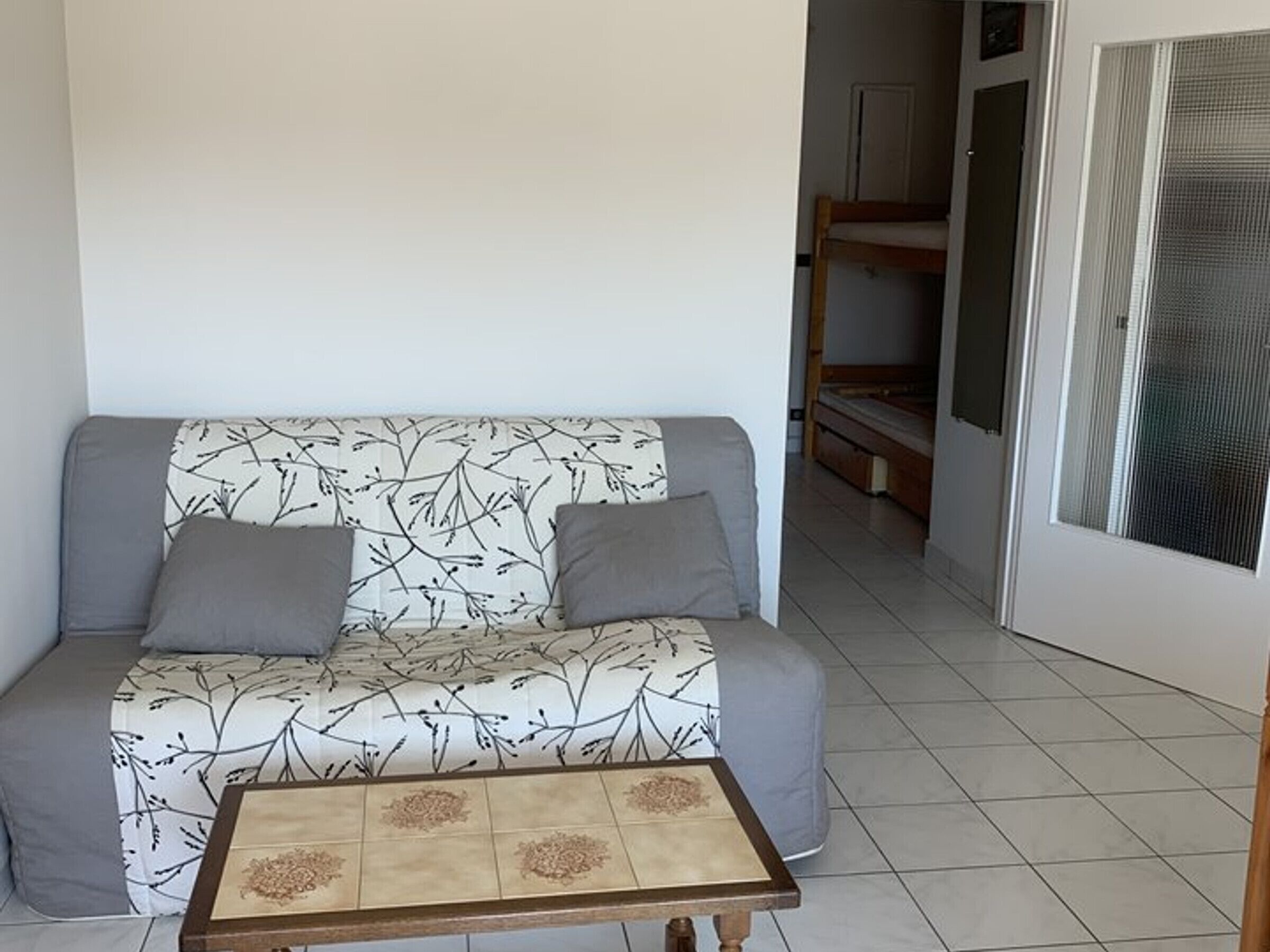 Studio Cabine à Hyères : Piscine, Proche Port, Plages Et Aéroport, Parking Inclus - Île de Porquerolles