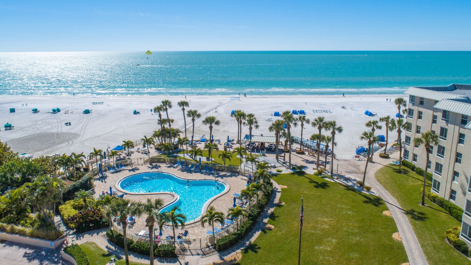 Siesta Key - Siesta Dunes - Deluxe Beachfront Condo with Gulf of Mexico ...