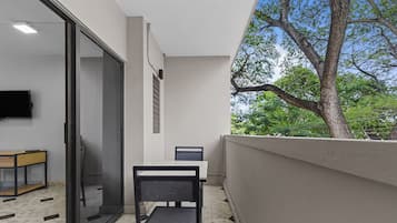 Quarto Triplo Comfort | Terraço/pátio interior