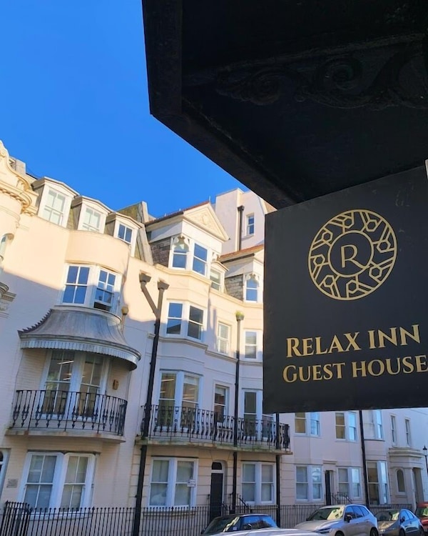 Relax Inn Guest House - Hove