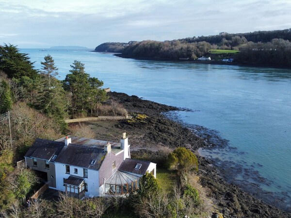 Ynys Faelog Cottage - Bangor