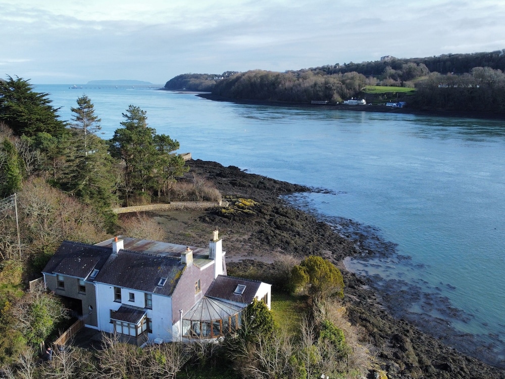 Ynys Faelog Cottage - Bangor