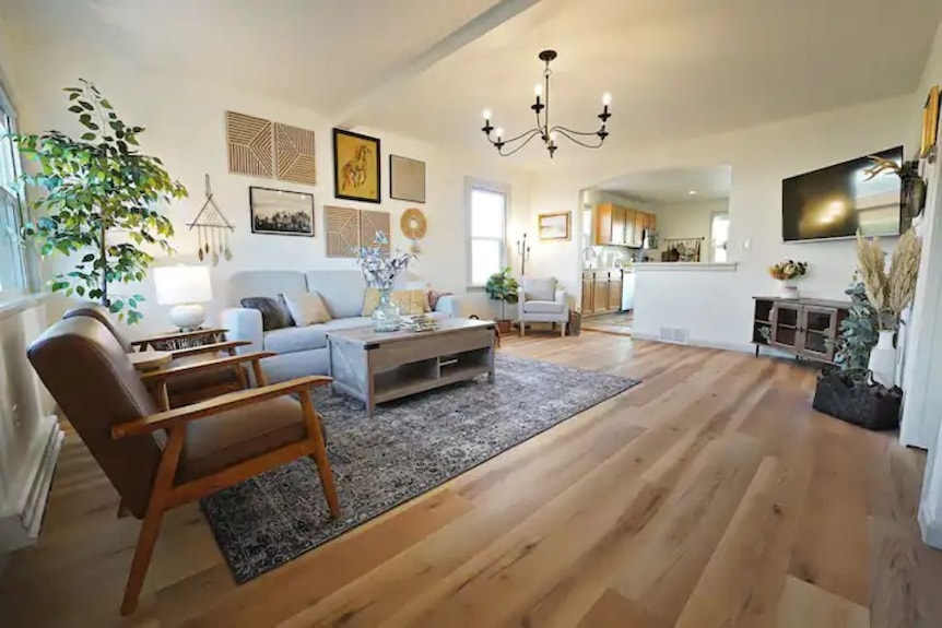 Cozy Cottage In East Peoria! - 伊利諾伊州