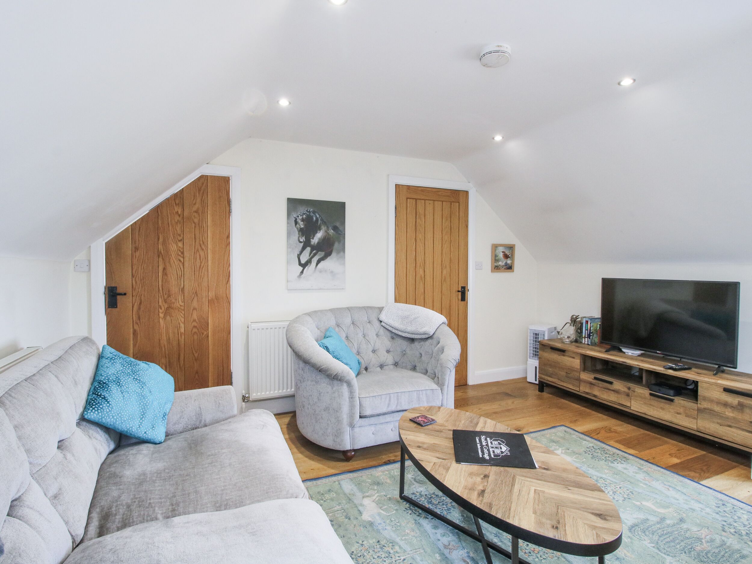 Stable Cottage, Pet Friendly, Character Holiday Cottage In Wentnor - Shropshire