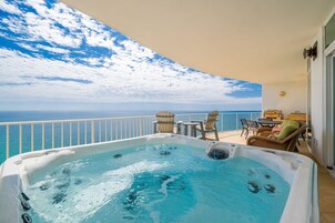 Condo, 3 quartos | Terraço/pátio
