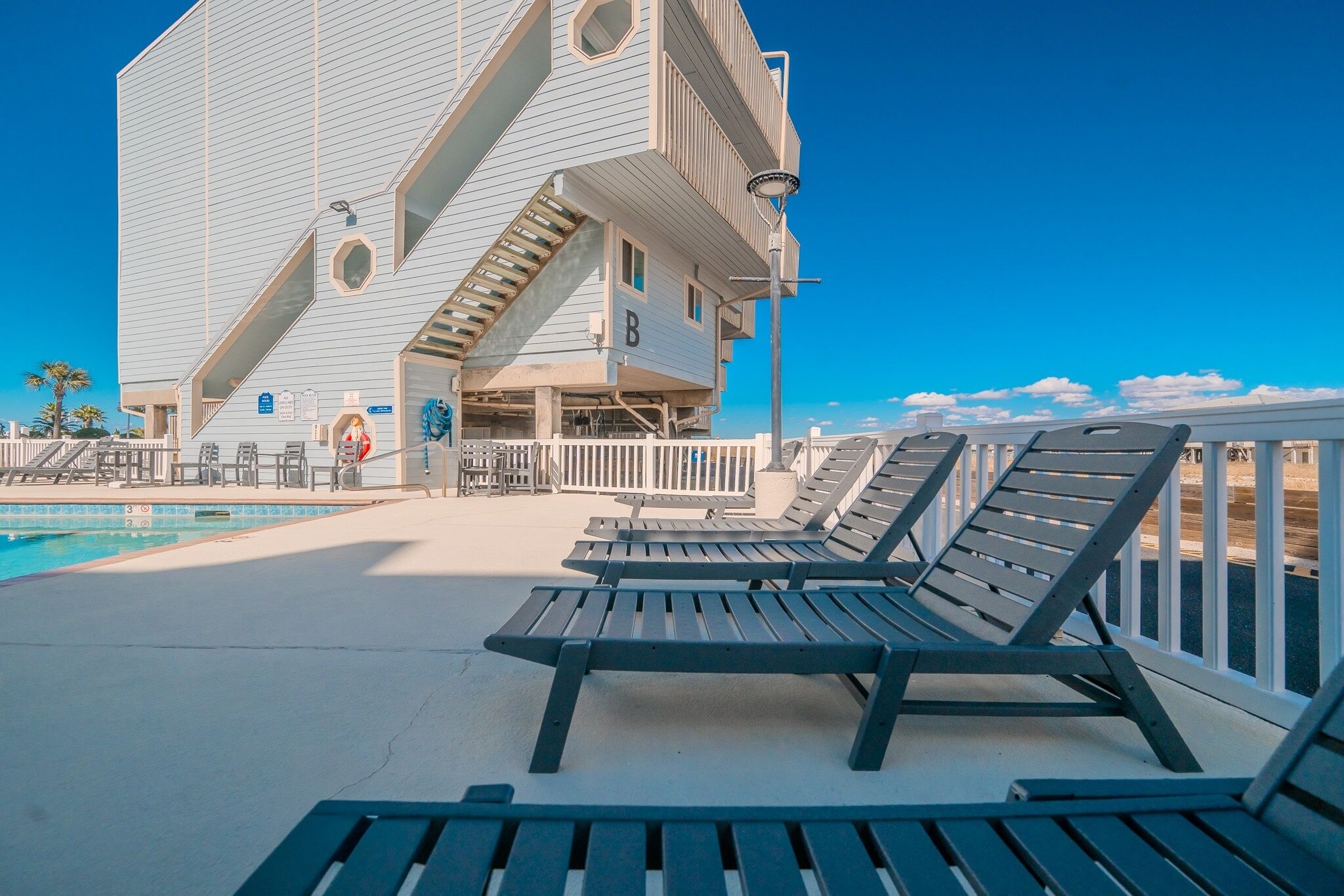 Apartamento em Condomínio Fechado, 1 quarto | Piscina | Piscina exterior 