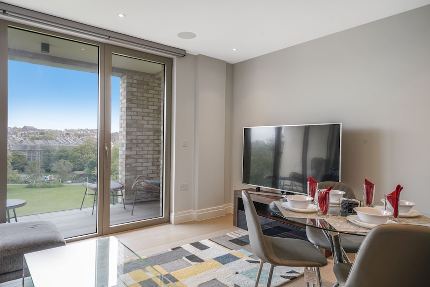 Central 3 Bedroom Apt/en-suite With A View. - London Paddington Station