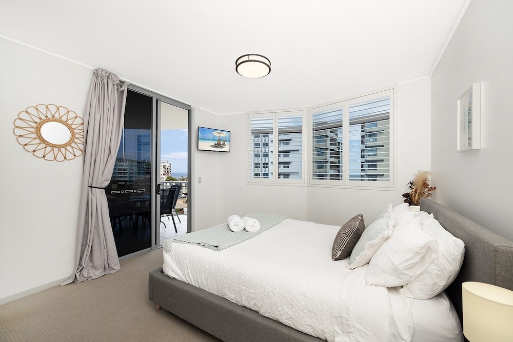 Stylish Beachside Unit 3 Min Walk To Beach - Redcliffe