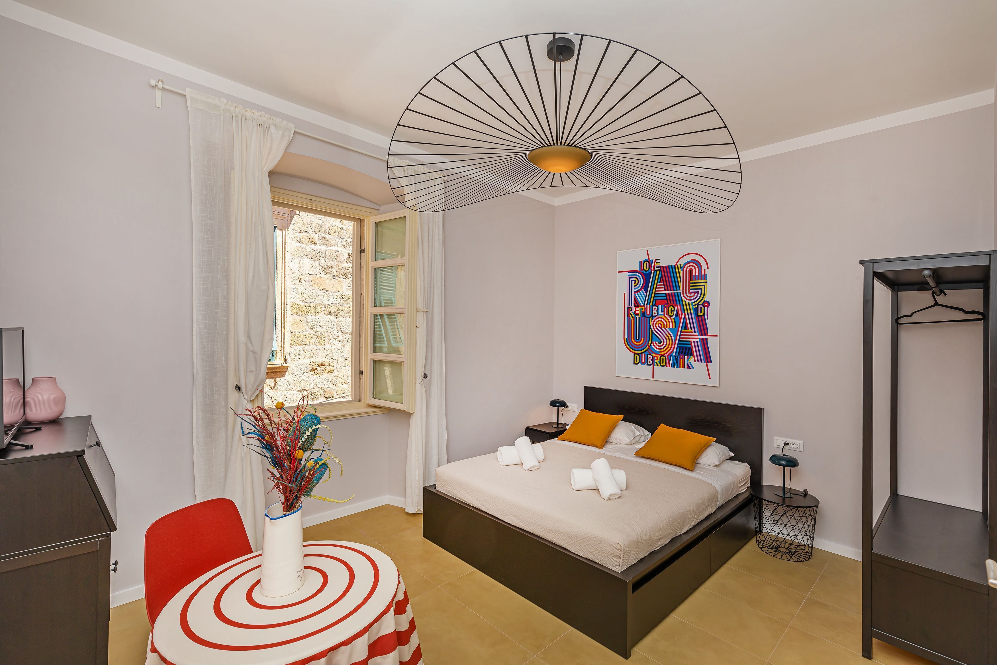Quarto Design | 1 quarto, quartos insonorizados, ferro/tábua de engomar, Wi-fi grátis 