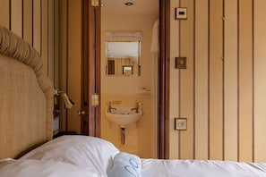 1 quarto