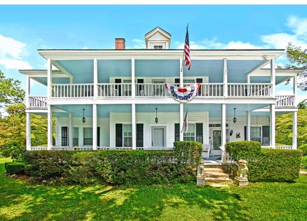 The Sautee Inn Bed & Breakfast - Clarkesville, GA