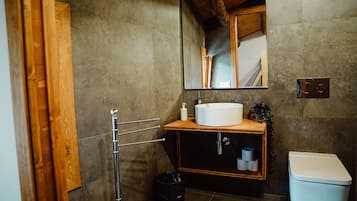 Quarto (Piteus) | Banheiro