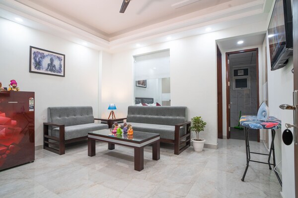 The Lodgers 1 Bhk Serviced Apartment - Delhi, India