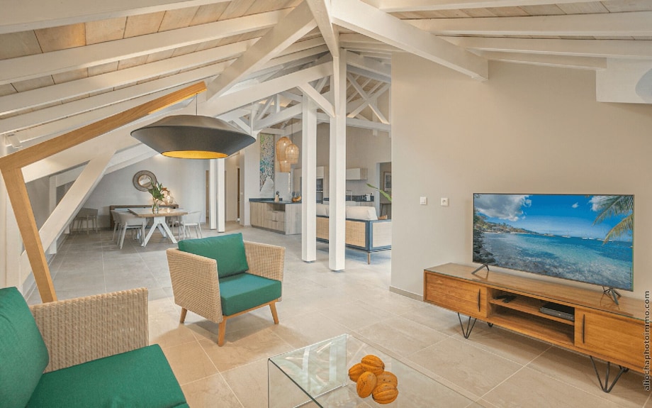 The 5 Tangarane Apartments Are Located In Les Trois Ilets, Overlooking The Magni - Martinique