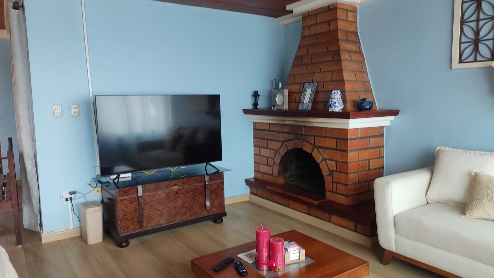 Cozy Apartment, Wood/fireplace, Close To City - Azuay