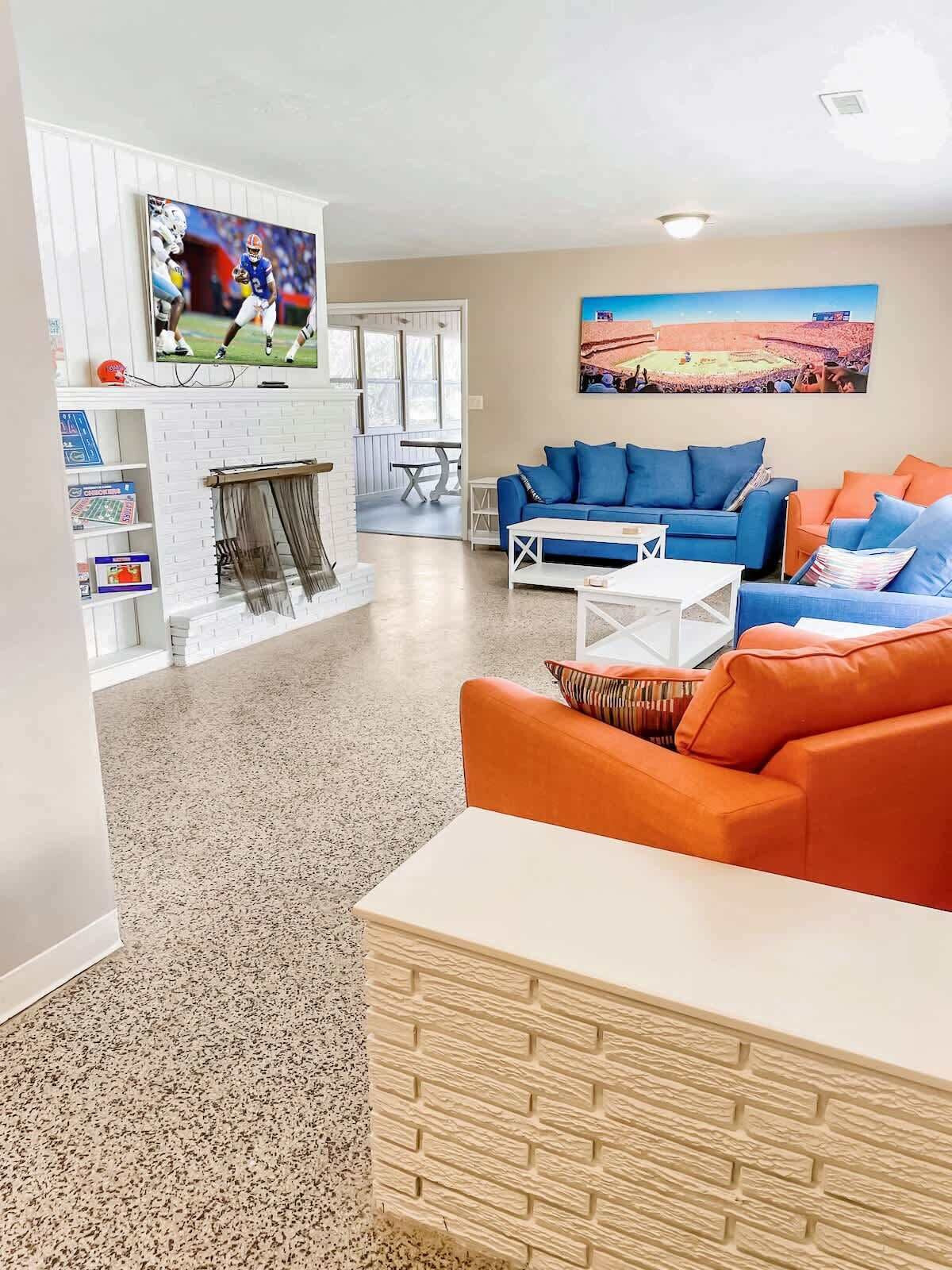 Cozy Gator Home W/ Workspace | Steps To Stadium - Gainesville