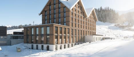 Fachada da propriedade