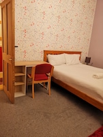 Quarto luxo, 1 cama King | Individualmente mobiliados, escrivaninha