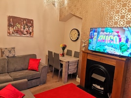 Quarto luxo, 1 cama King | Individualmente mobiliados, escrivaninha