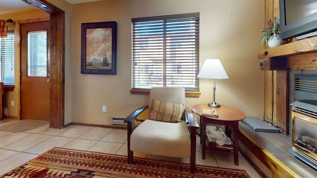 Trapper Condo Unit 5 - Yellowstone National Park