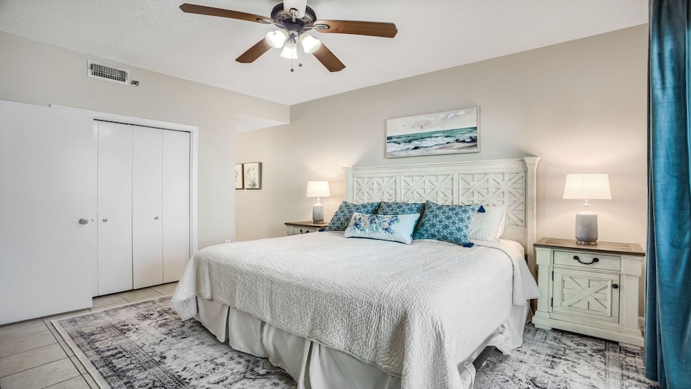Beachfront!! Unmatched views! New Rental!! - Orange Beach | Vrbo
