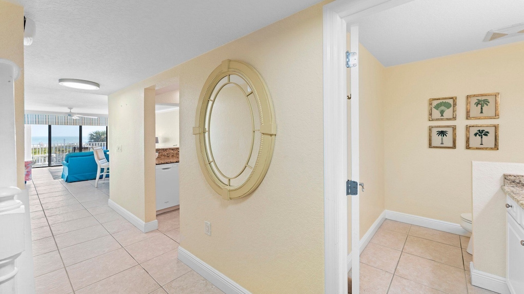 Direct Oceanfront Condo W/ Private Balcony, Heated Pool, And Steps To The Pier! ️ - Cape Canaveral, FL