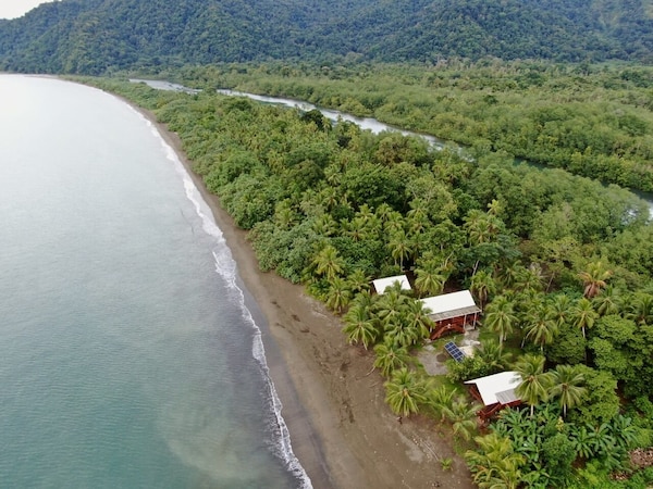 Irana Pacific Hotel - Nuquí