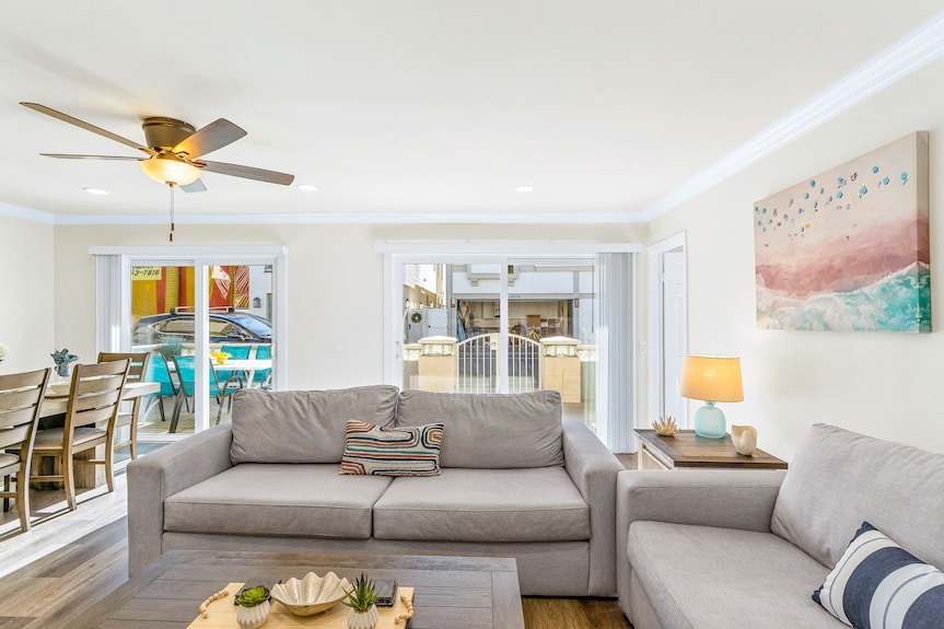 Ground-floor Duplex Half-block From Beach With Patio & W/d - Dog-friendly - Newport