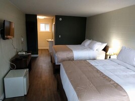 Quarto, 1 cama Queen | Wi-Fi de cortesia, roupa de cama