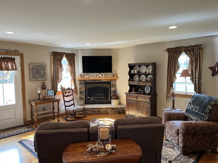 Cute And Cozy Cottage Just 10 Miles North Of State College, Pa! - Pennsylvania