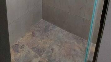Banheira e chuveiro separados, banheira de hidromassagem