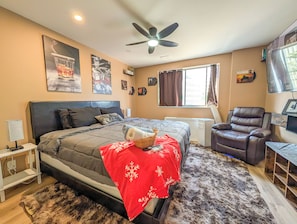 Apartamento em Condomínio Fechado | Cortinas/cortinados opacos, Wi-fi grátis, roupa de cama fornecida 
