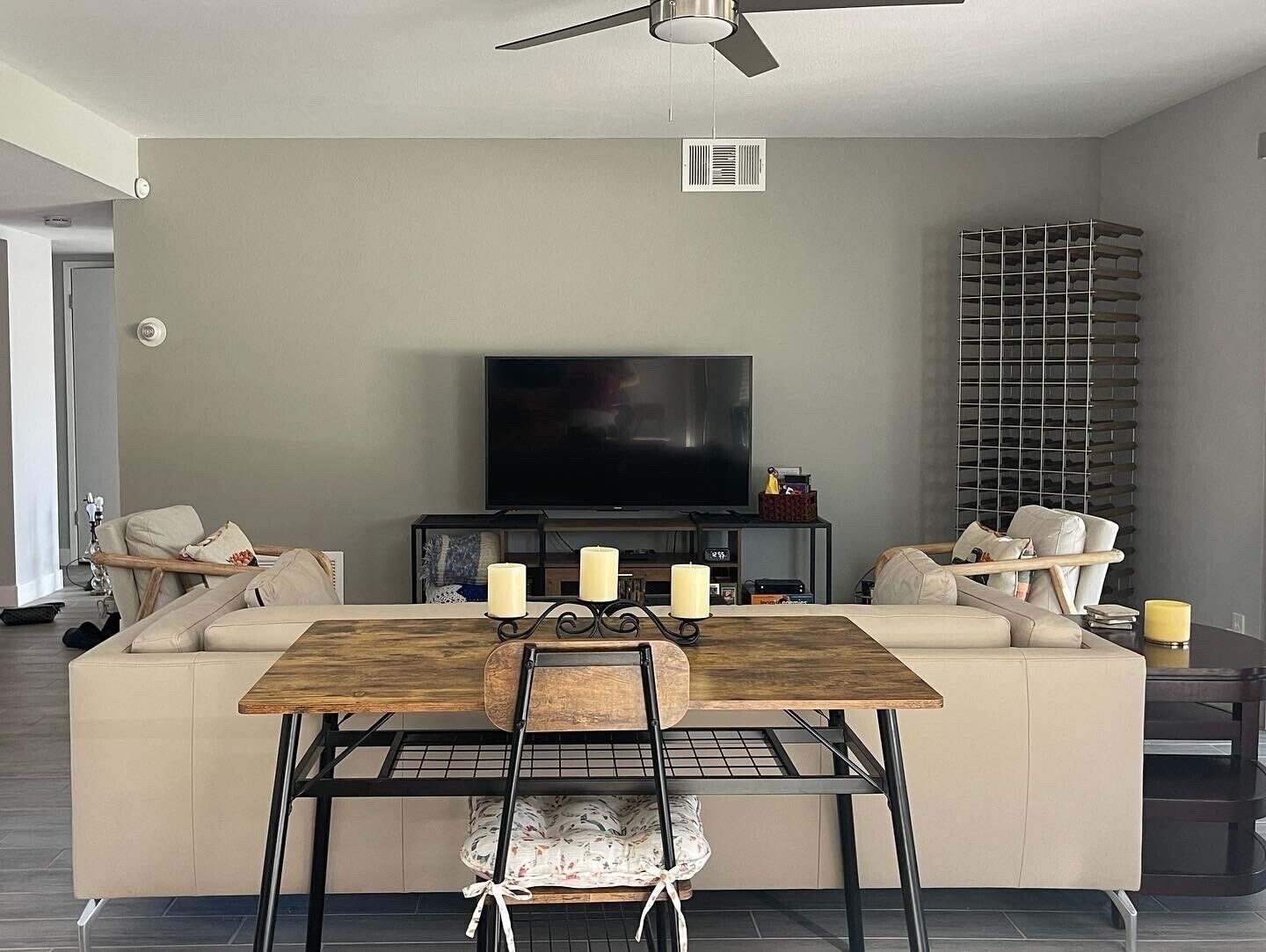 Calling All Snowbirds! Beautiful Resort Living At Cathedral Canyon Country Club! - Cathedral City, CA