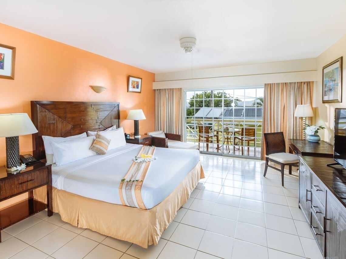 Indulge In Home Like Comfort! Close To Pigeon Island Mountain, Pool, Kitchen - Rodney Bay