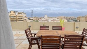 Apartamento superior, 2 quartos, vista para a cidade