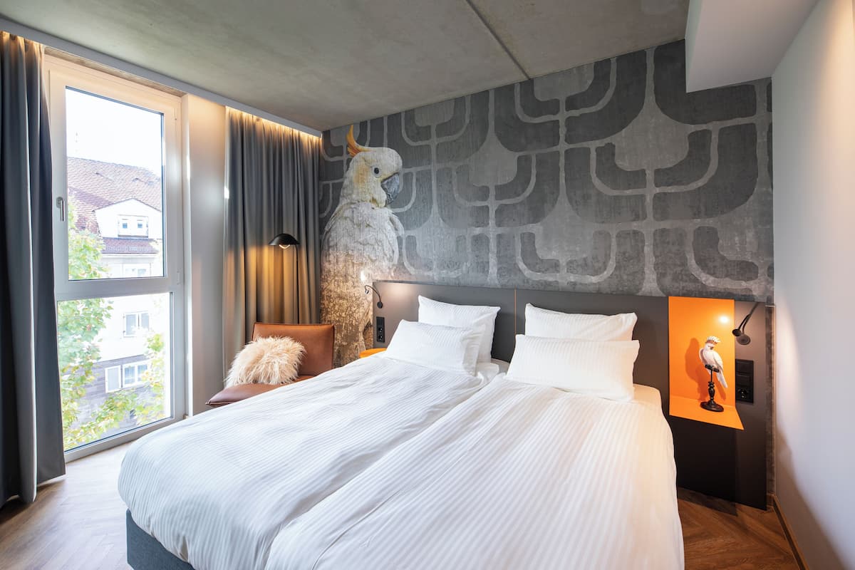 1 quarto, escrivaninha, Wi-Fi de cortesia, roupa de cama