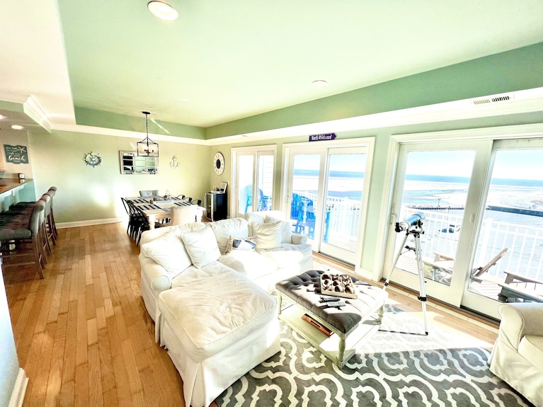 Oceanfront Penthouse 4 Bedroom 3 Bath The Pointe At Moore's Inlet - Stone Harbor, NJ