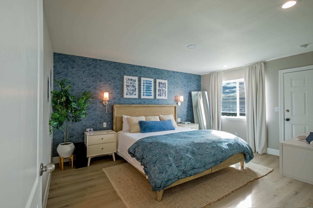 Deluxe Suite | Full Kitchen | Jacuzzi | Rm 8 - Shelter Cove | Vrbo