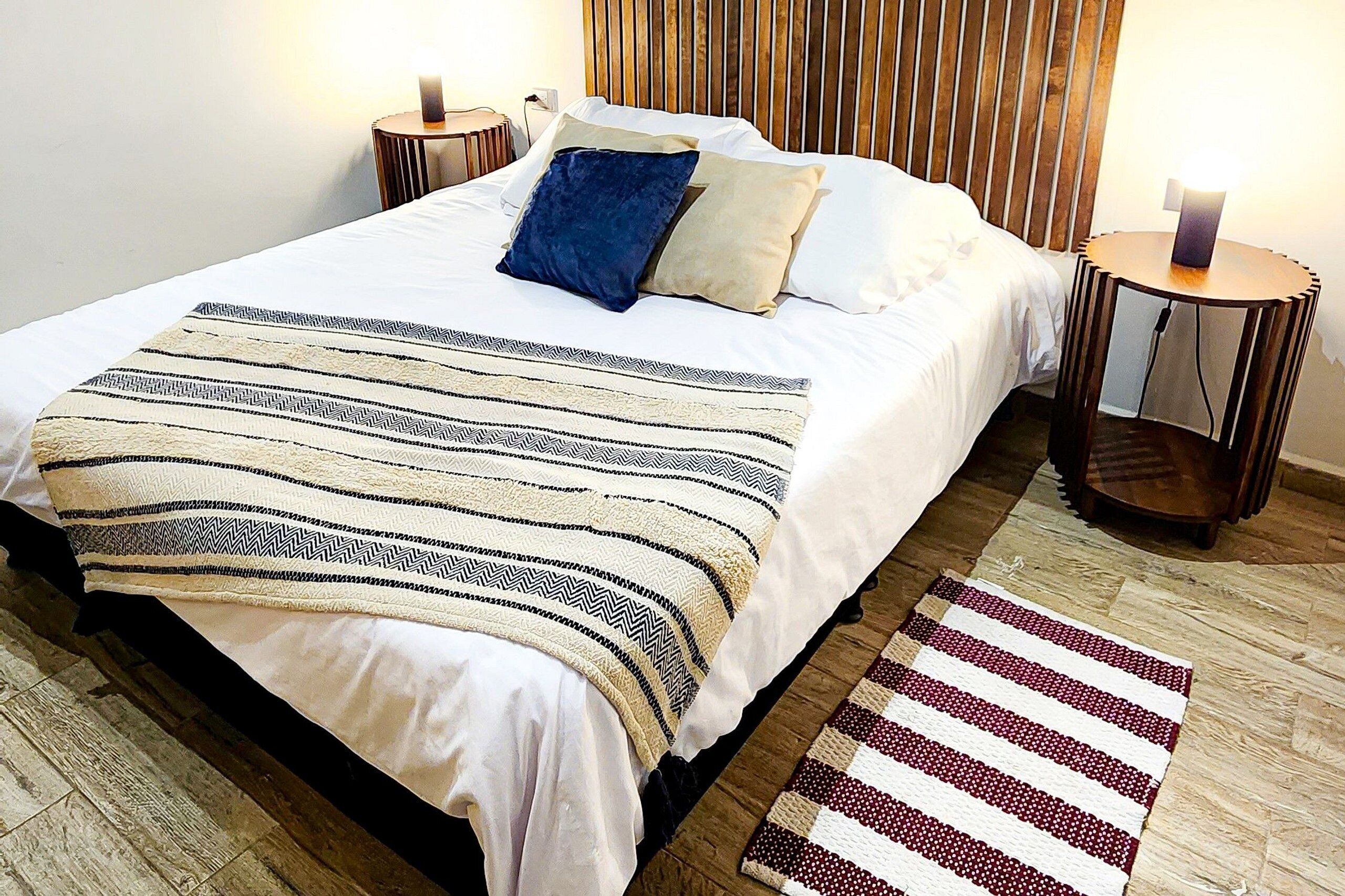 Vila | Individualmente decorados, individualmente mobiliados, escrivaninha